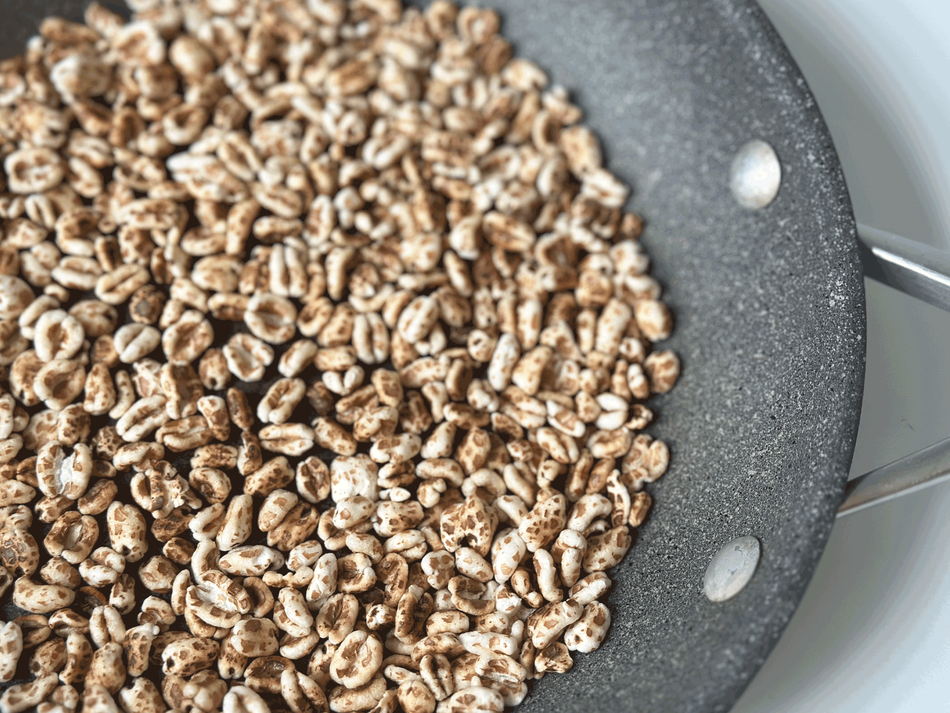 Was machen mit: Pappigen Cornflakes und Getreide-Pops?
